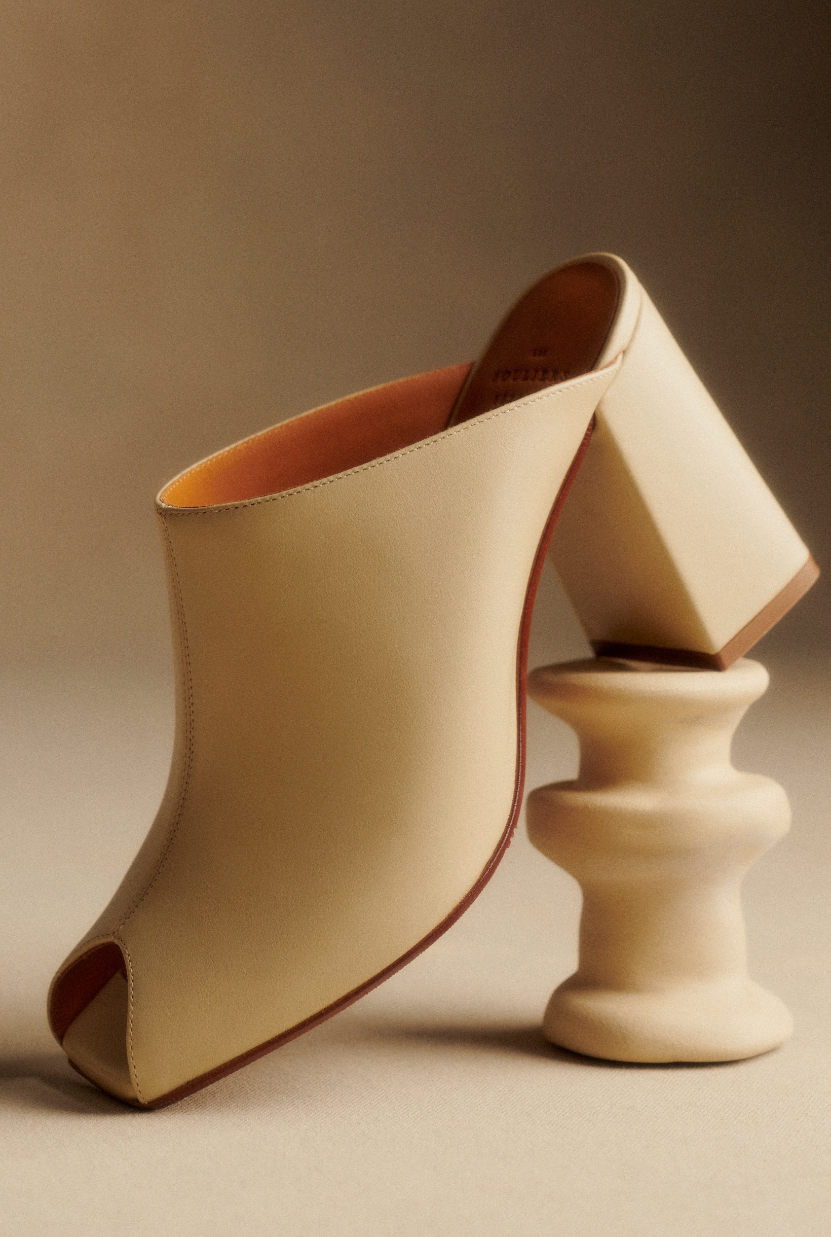 Footwear: shoes, clogs, ankle boots, trainers | Womenswear | Sézane