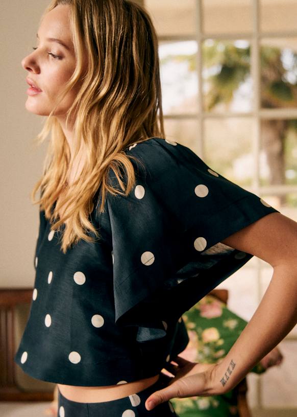Bluse Curly - Print Ecrufarbene Punkte Schwarzer Hintergrund - Leinen ...