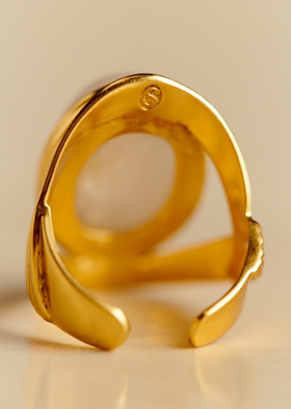 Raja Ring - Mother-of-pearl Pendant - Majority recycled brass - Sézane