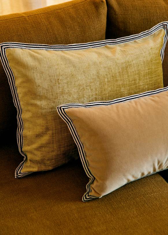 Textured Velvet Cushion - Large model - Honey - Polyester - Sézane