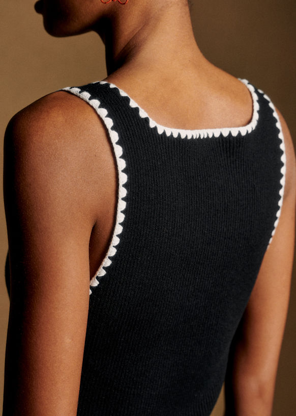 Robe Iona - Noir Ecru - Laine Mérinos - Sézane