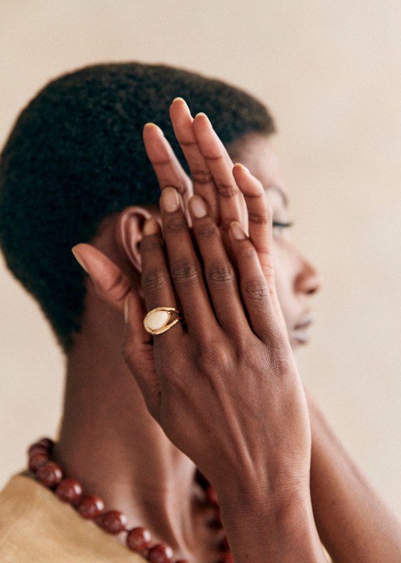 Lisa Ring - Gold / Ecru - Sézane