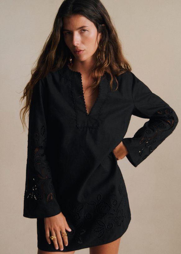Robe Isla - Broderie Unie Noire - Coton Biologique - Sézane