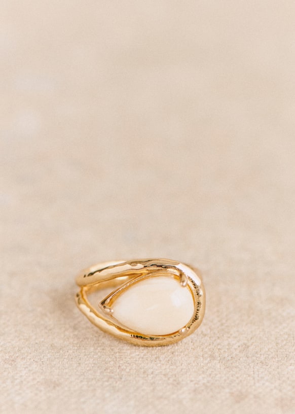 Lisa Ring - Gold / Ecru - Octobre Éditions