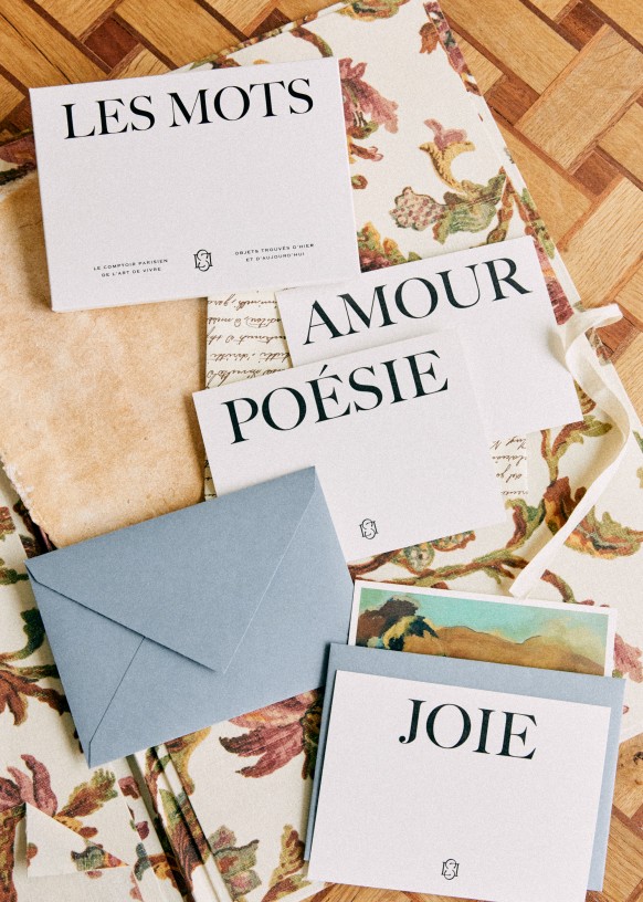 Correspondence set - Words - Paper - Sézane