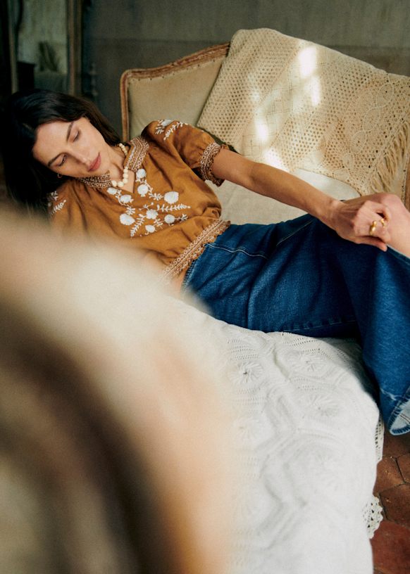 Marru Blouse - Ecru Camel Background - Organic Cotton - Sézane