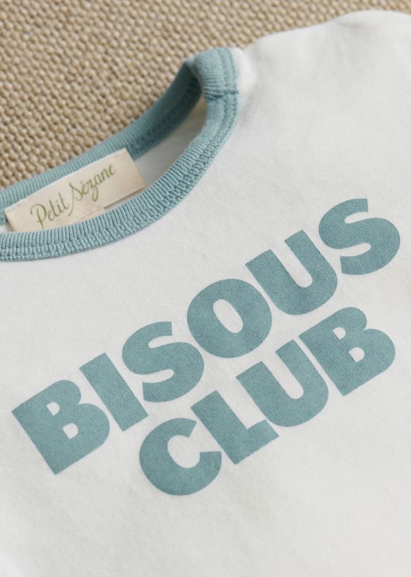 T-Shirt Bisous club - Ecru / bleu vintage - Coton biologique - textile biologique - Octobre Éditions