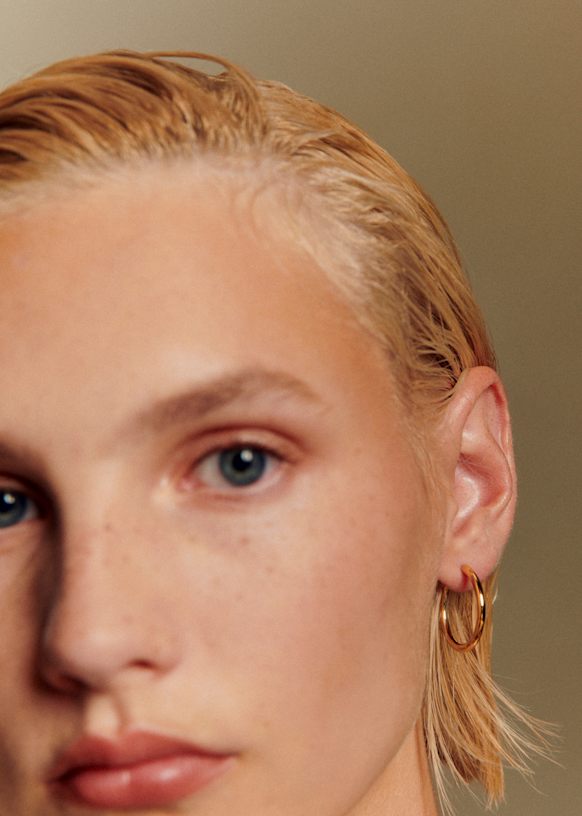 Eva Medium Hoops - Gold - Majority recycled brass - Octobre Éditions