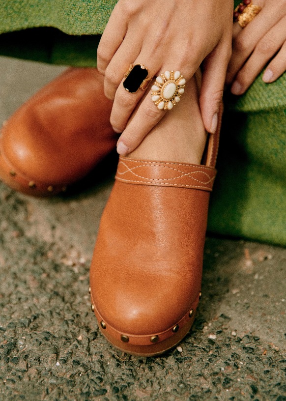 Taylor Clogs - Smooth Navy - Smooth cowhide leather - Sézane