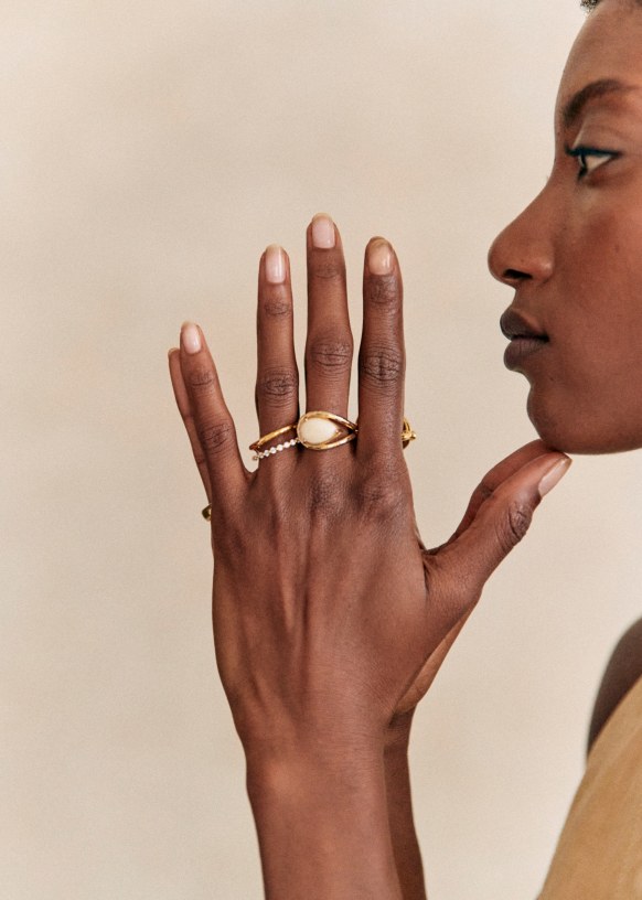 Lisa Ring - Gold / Ecru - Sézane