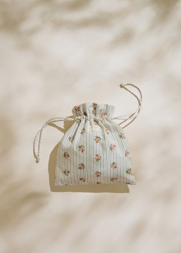 Grand pochon - Rayures Broderie Fleurs - Coton Biologique - Sézane