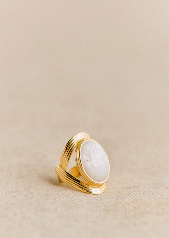 Raja Ring - Mother-of-pearl - Majority recycled brass - Sézane